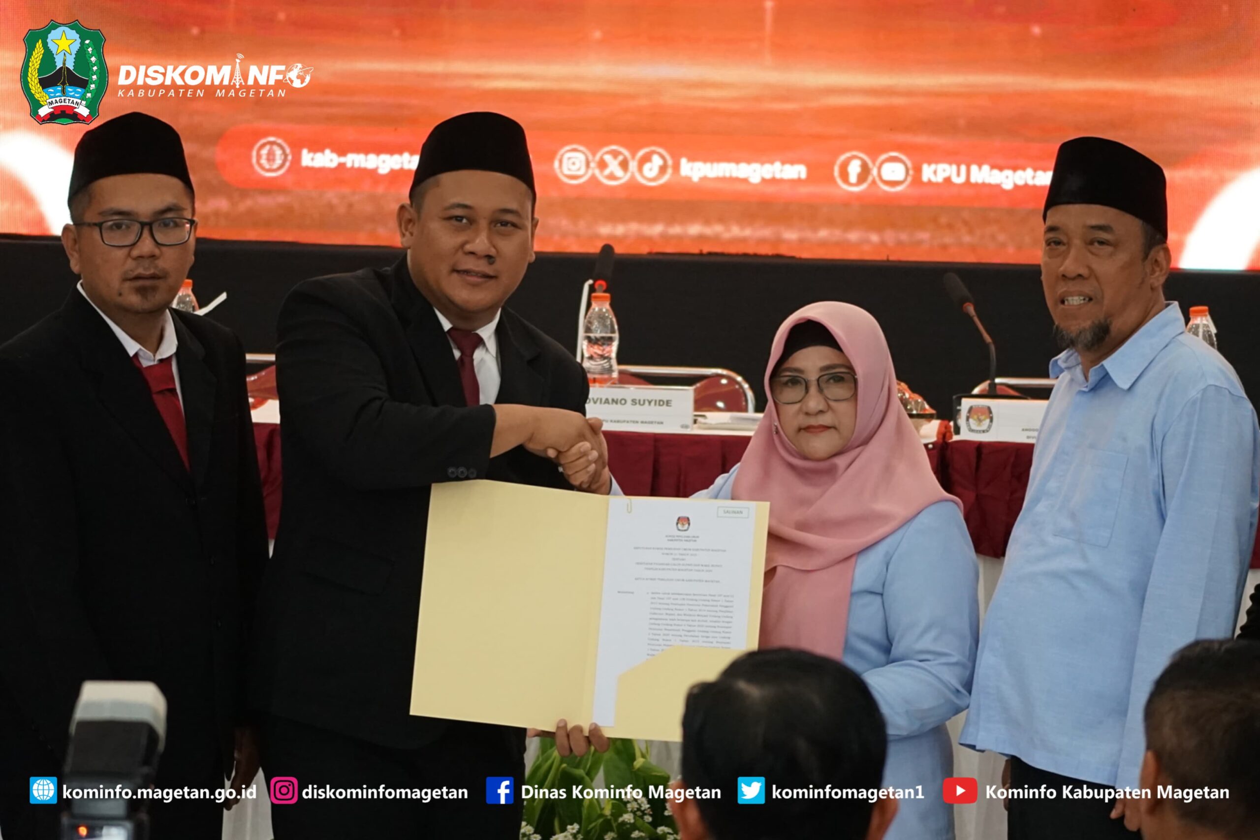 SAH! KPU TETAPKAN NANIK ENDANG RUSMINIARTI DAN SUYATNI PRIASMORO SEBAGAI BUPATI DAN WAKIL BUPATI ...